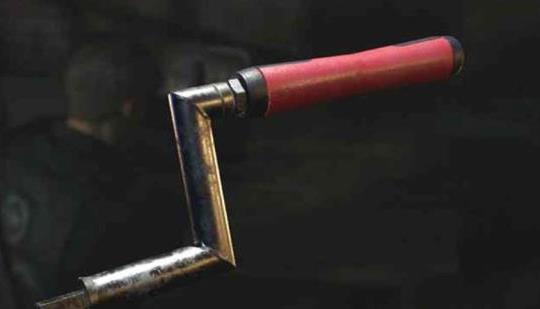 Resident Evil 2 Remake Crank Handle - Where is the Square Crank Tool? | N4G